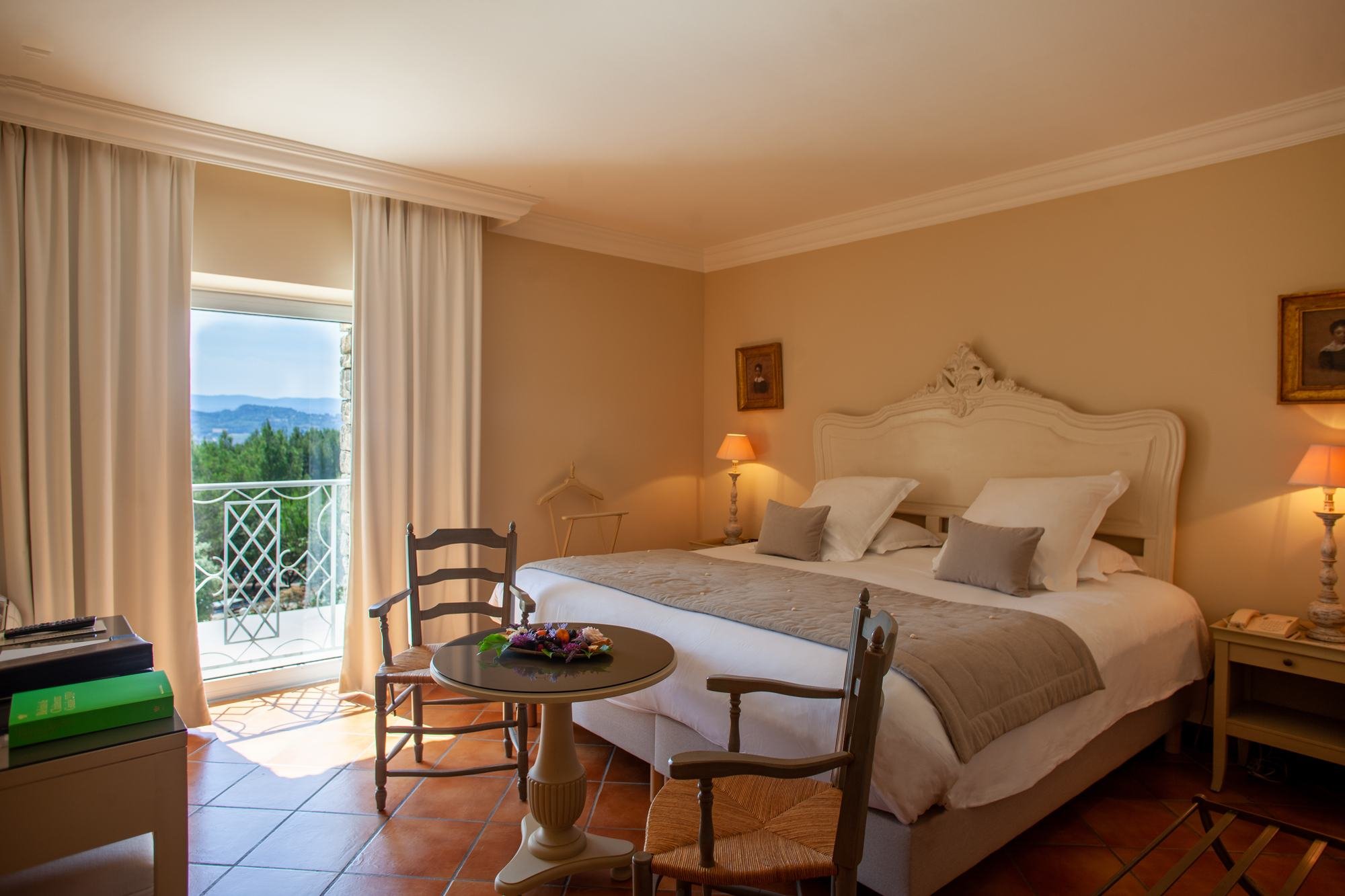 Le Phébus & Spa | Rooms & Suites | Hotel Spa Gordes